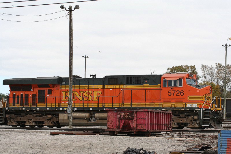 BNSF 5726